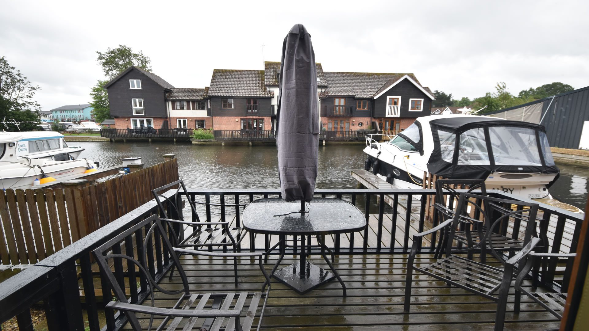 3 bedroom town house, Wroxham - Waterside Estate Agents