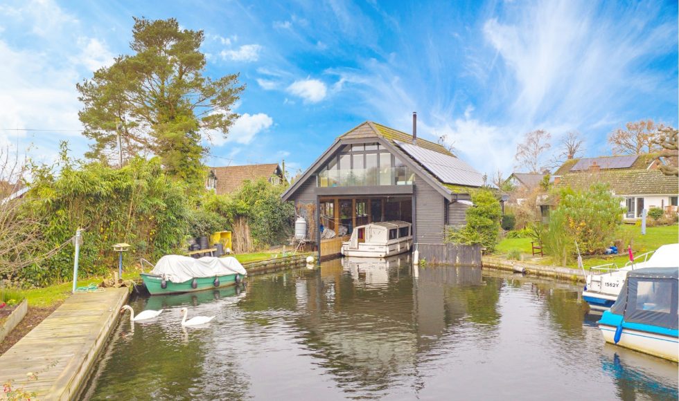 Wroxham and Hoveton - Waterside Estate Agents