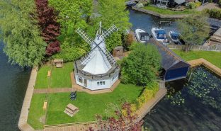 Properties For Sale - Waterside Estate Agents