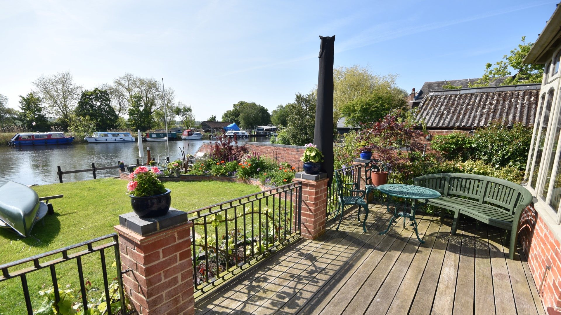 3-4 bed detached house, Beccles - Waterside Estate Agents