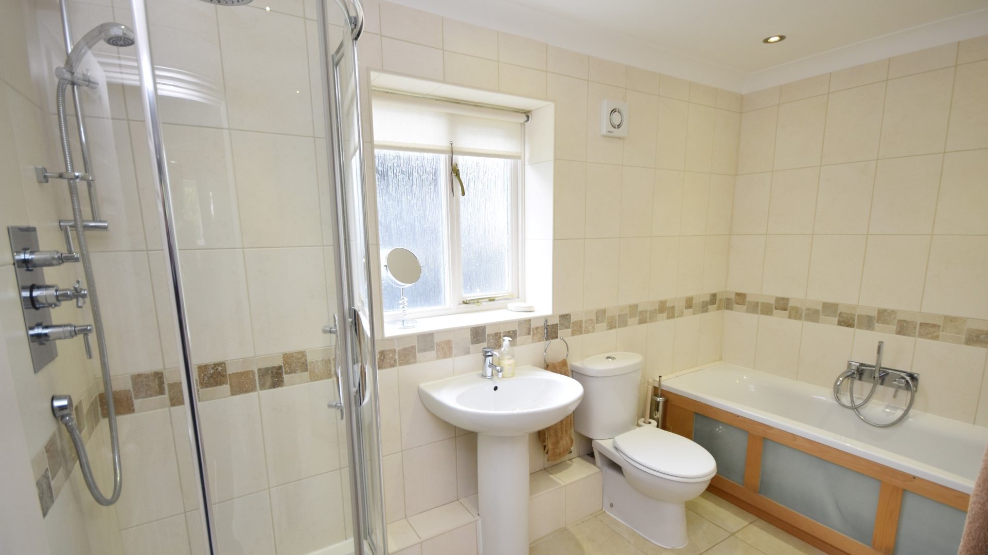 2 bed detached house, Horning - Waterside Estate Agents