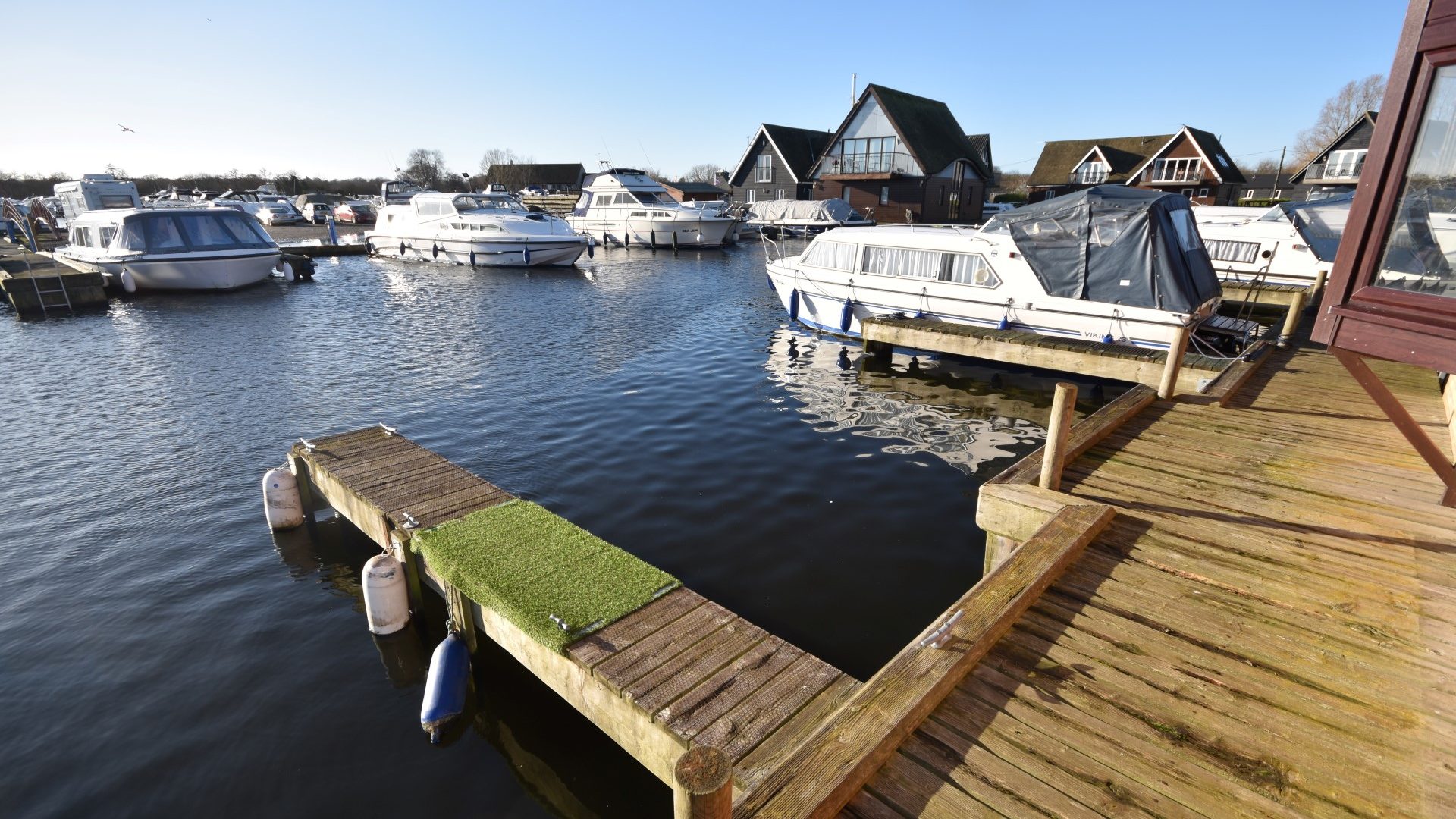 2 bed town house, Horning - Waterside Estate Agents
