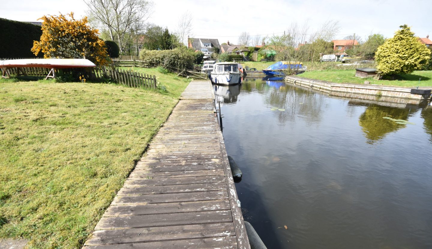 Mooring Plot, Dilham - Waterside Estate Agents