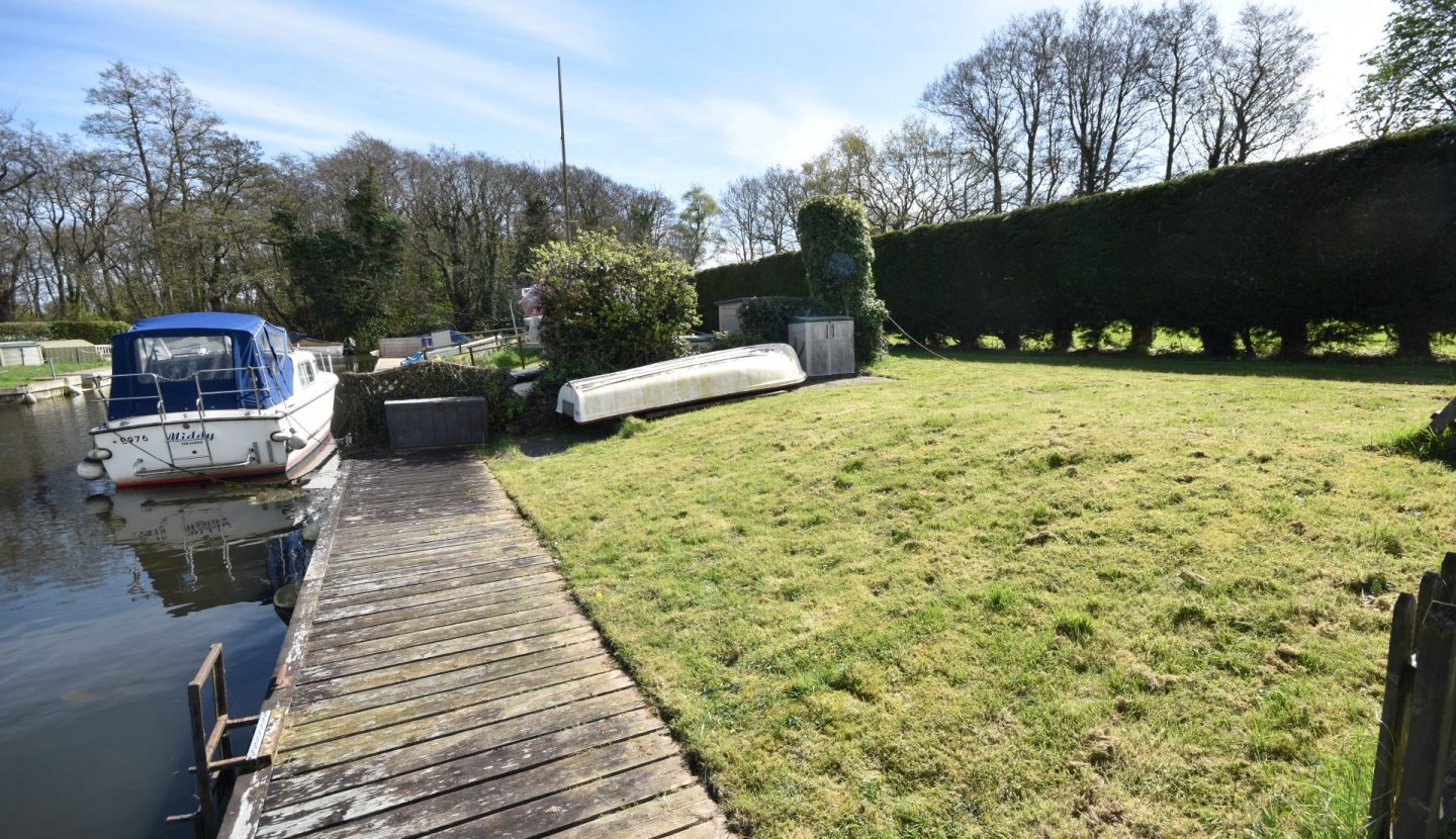 Mooring Plot, Dilham - Waterside Estate Agents