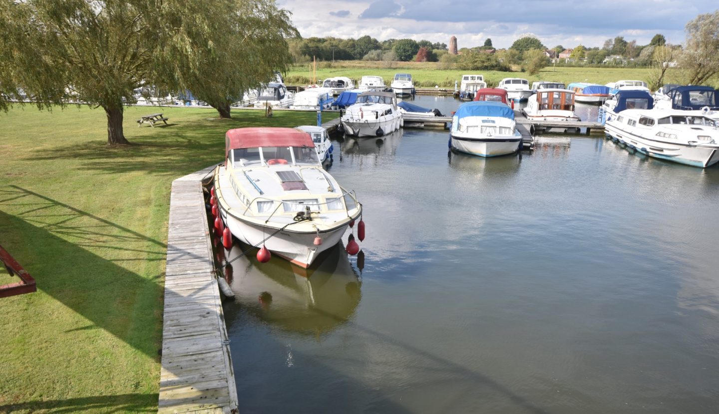 Mooring Plot, Potter Heigham - Waterside Estate Agents