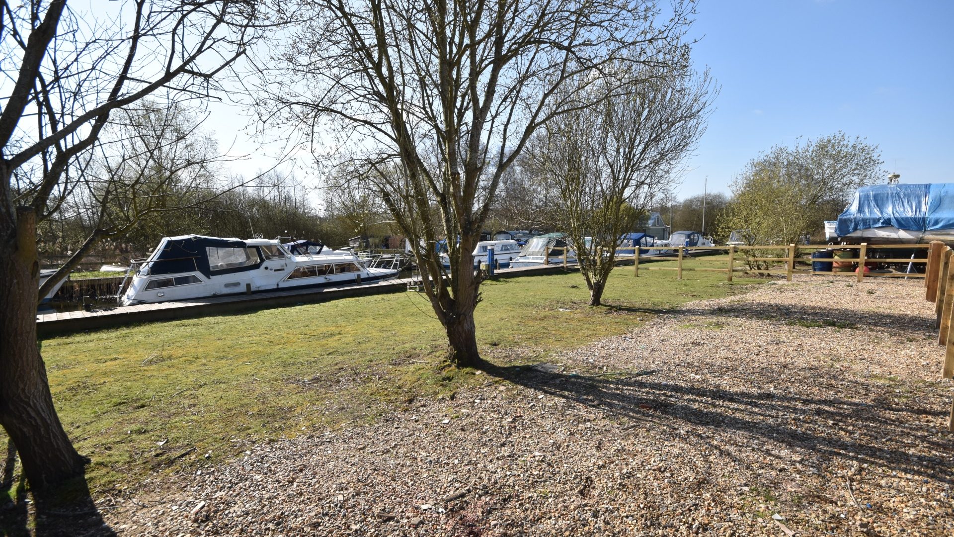 Mooring plot Wayford Bridge - Waterside Estate Agents
