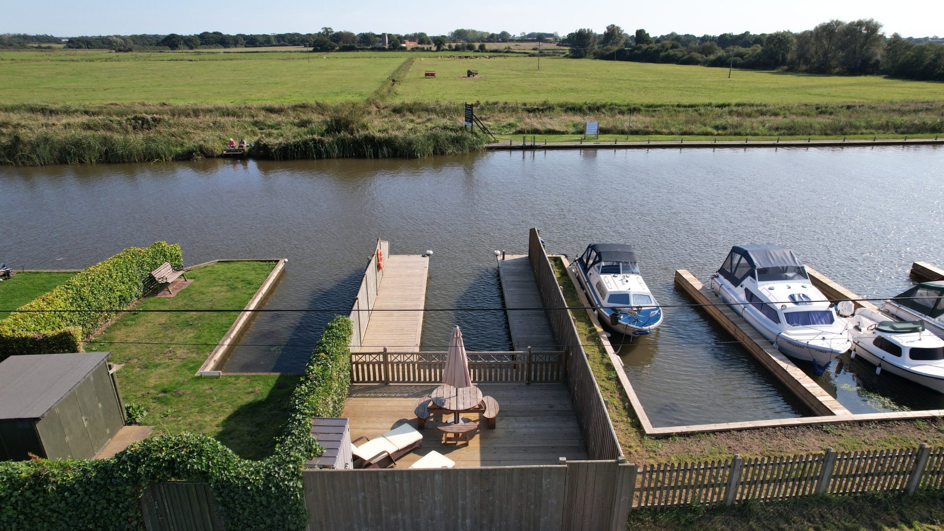 Mooring plot, riverside, Potter Heigham - Waterside Estate Agents